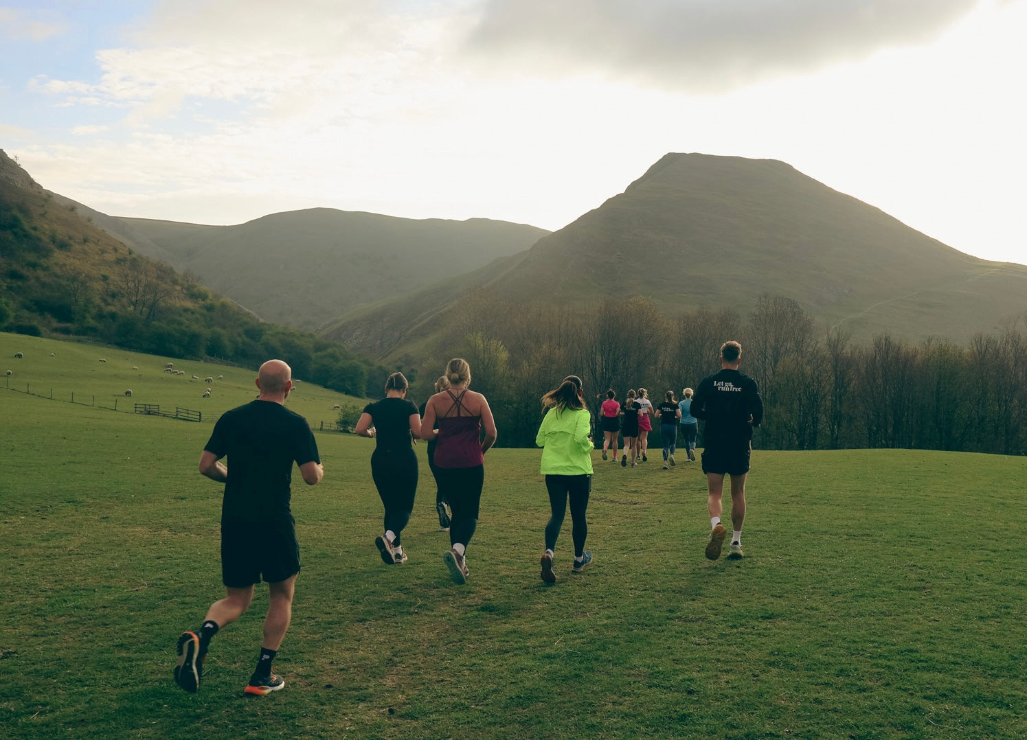 MARA | Coaching, Run Clubs, Apparel & Events